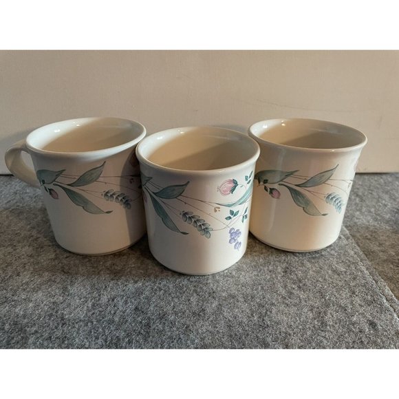 Pfaltzgraff | Dining | Vintage Pfaltzgraff April Floral Pattern Set Of 3 499 | Poshmark